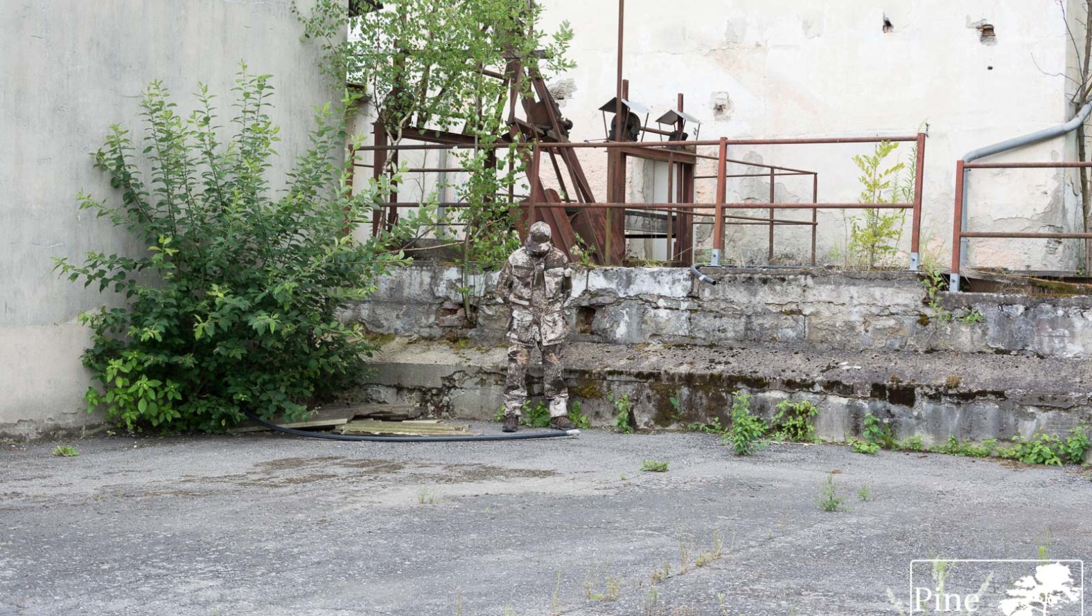 Urban Camouflage: Phantomleaf WASP II Z4 - Pine Survey